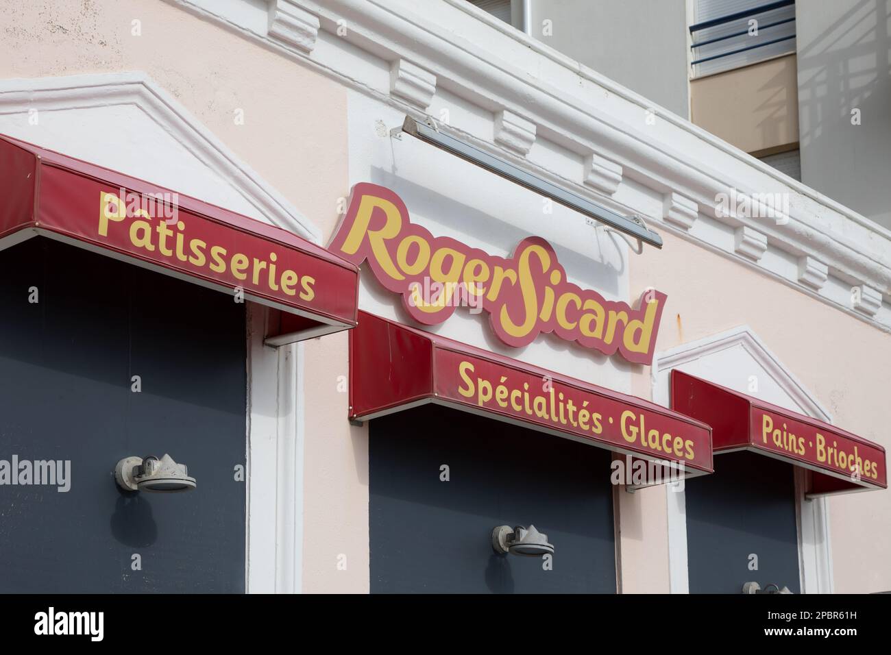 Bordeaux , Aquitaine France - 03 05 2023 : roger sicard brioche ...