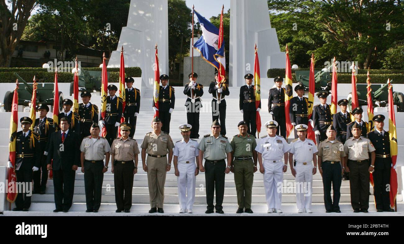 Military and officials attending the VIII Central America Conference of ...