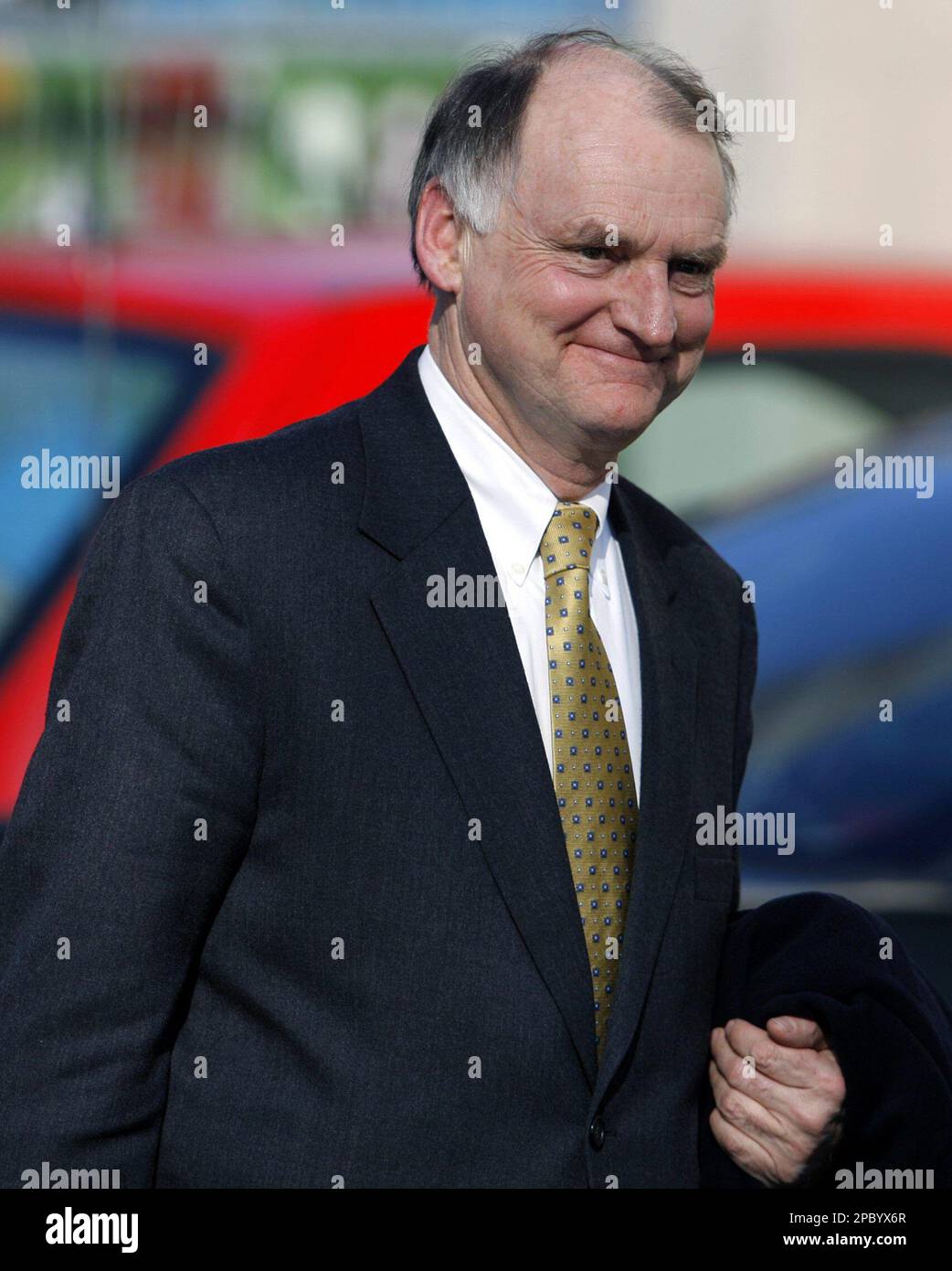 Der fruehere SairGroup CEO Mario Corti, verlaesst das Gericht nach der ...