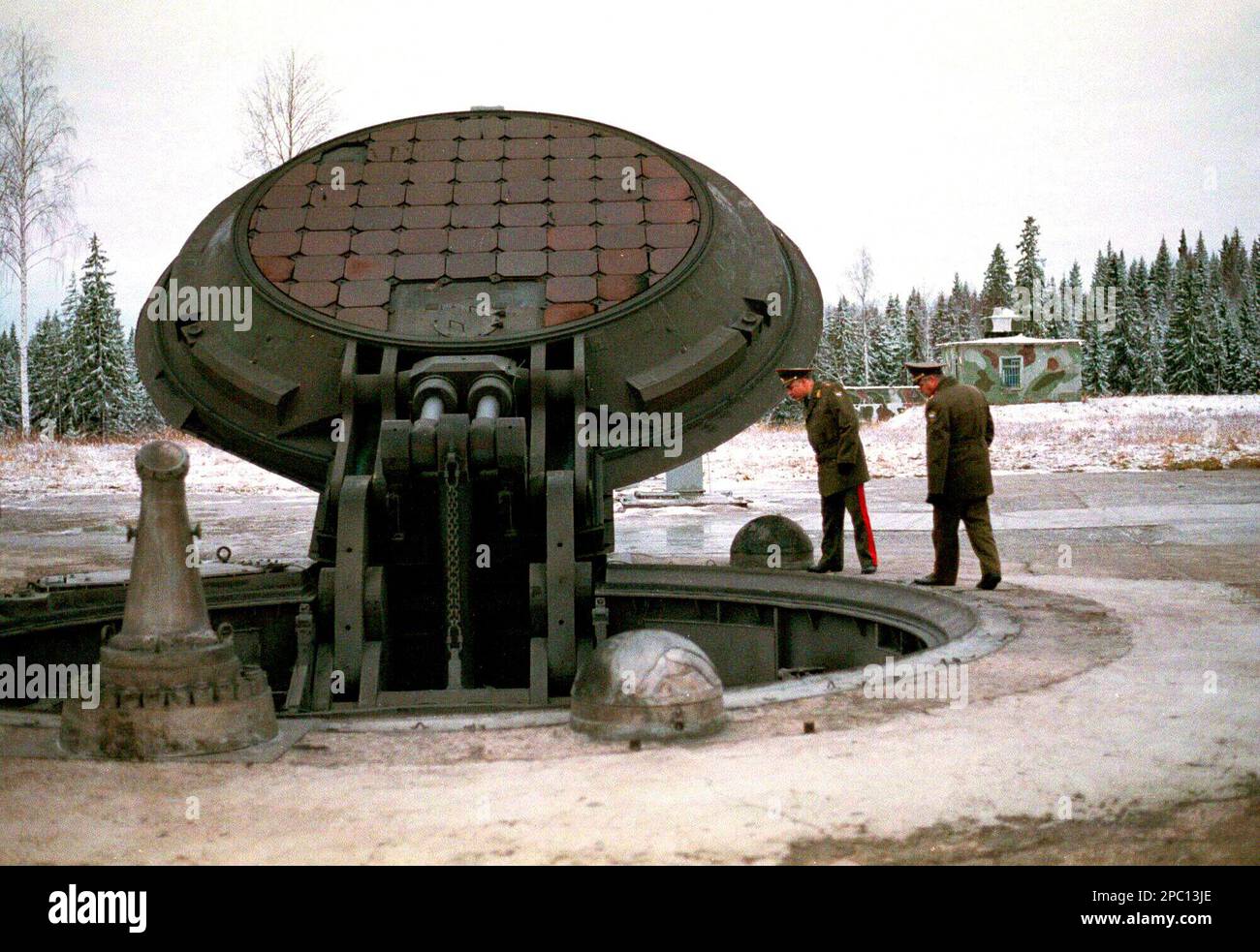 FILE *** Russian high ranking military officials, look into an opened ...