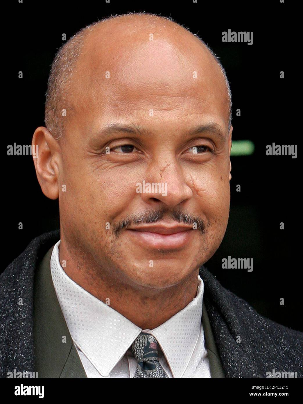 Former Springfield Police Officer Rickey Davis exits the federal ...