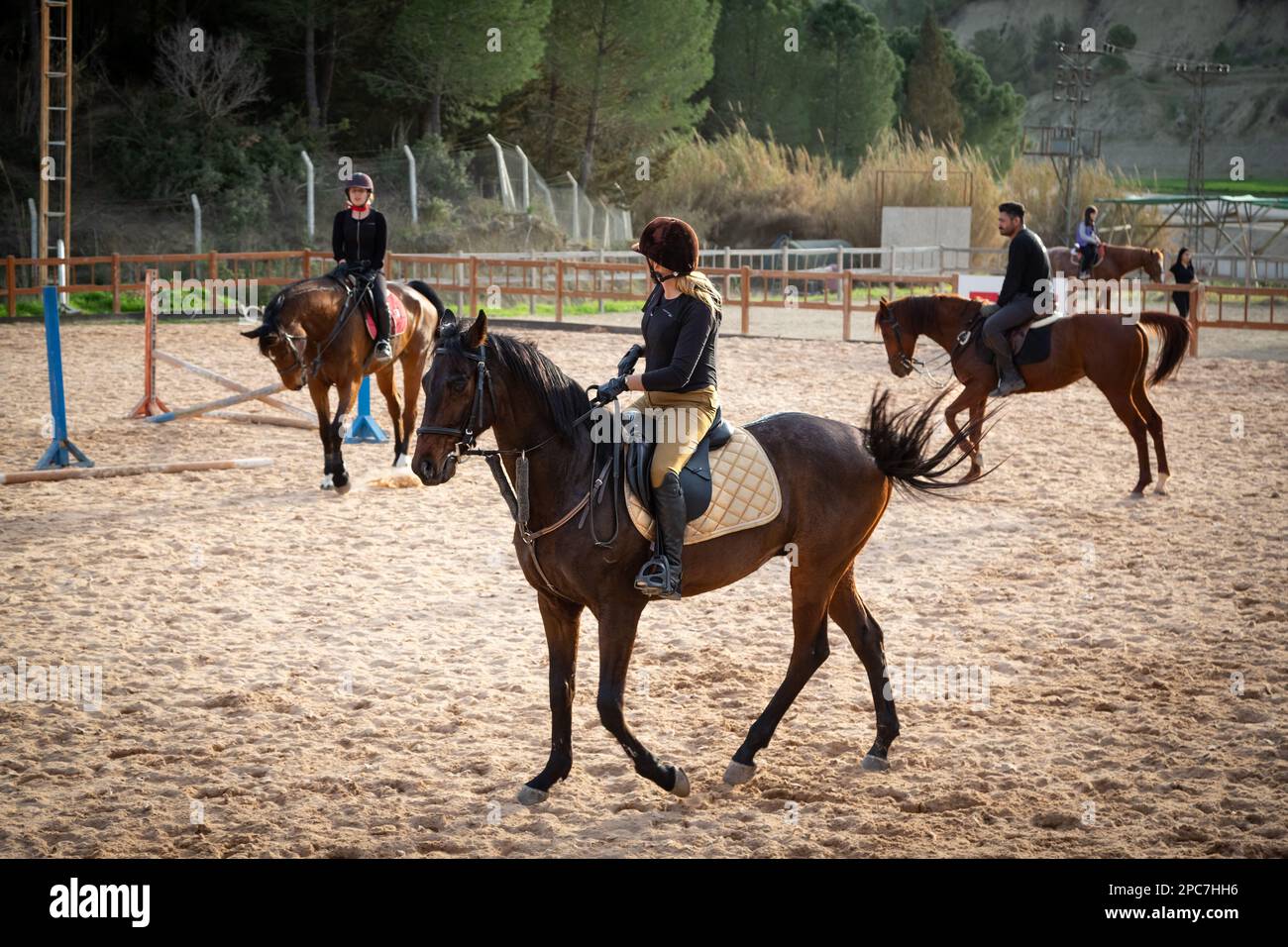 Bridon equitation femme Banque de photographies et d’images à haute ...