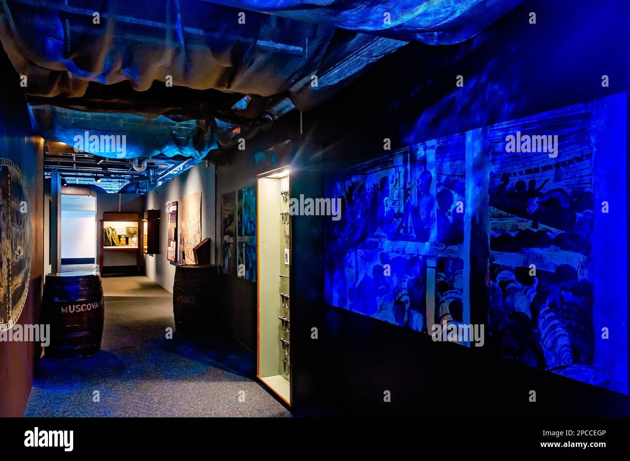 Des objets de la traite transatlantique des esclaves sont exposés à l ...