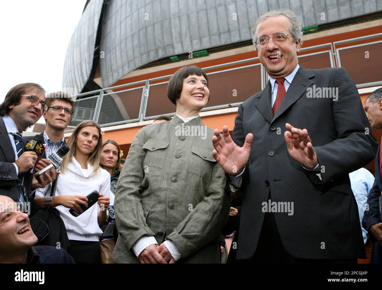 Rome's Mayor Walter Veltroni, right, and Italian actress Isabella ...