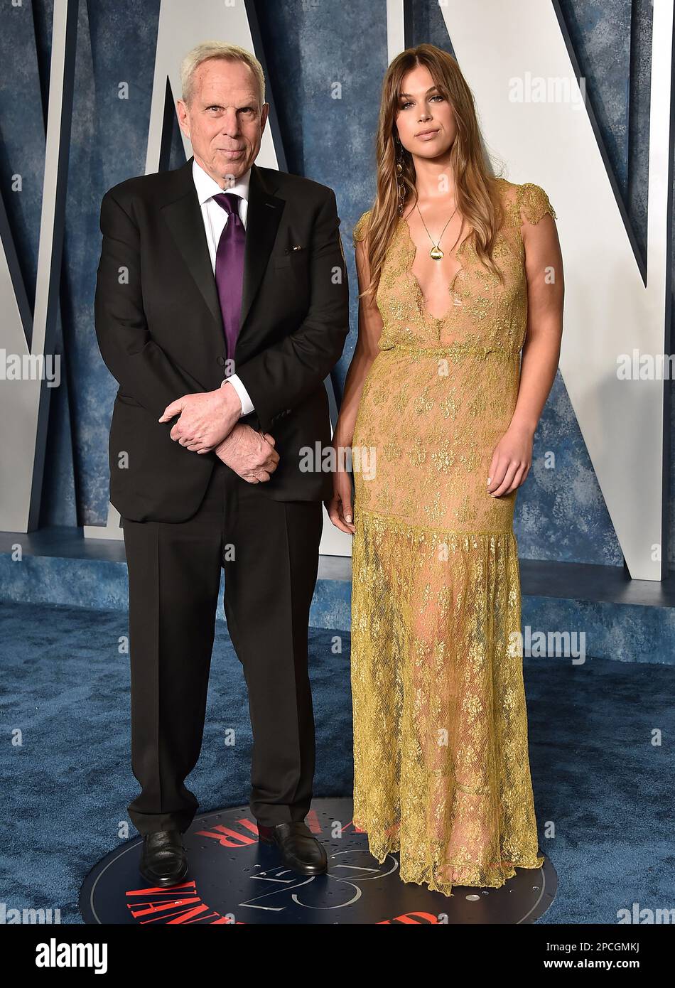 Steve Tisch et Elizabeth Tisch arrivent à la Vanity Fair Oscar Party ...