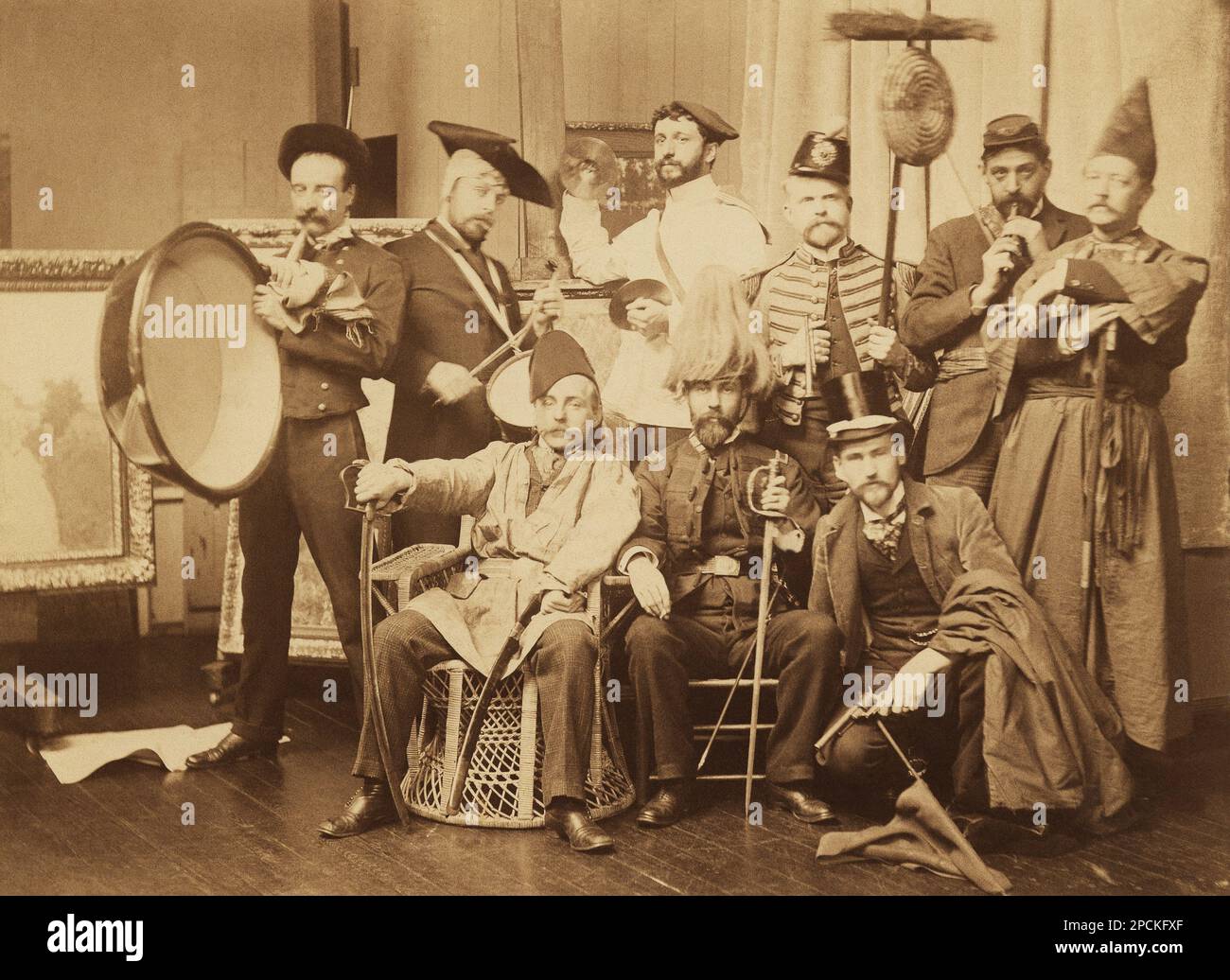 1889, NEW YORK , Etats-Unis : Fête déguisée des artistes mascarade à ...