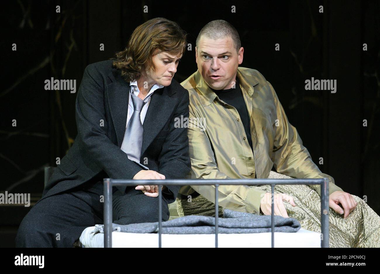 Vesselina Kasarova in the role of Sesto and Michael Schade as Tito Vespasiano, from left ...