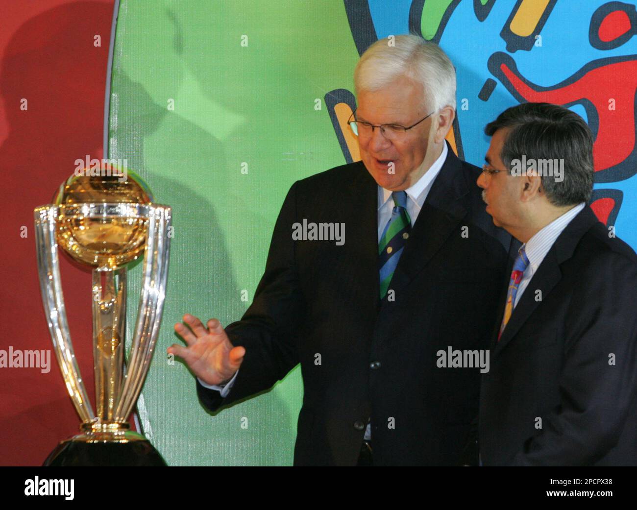 International Cricket Council (ICC) Vice President Malcolm Speed, left ...