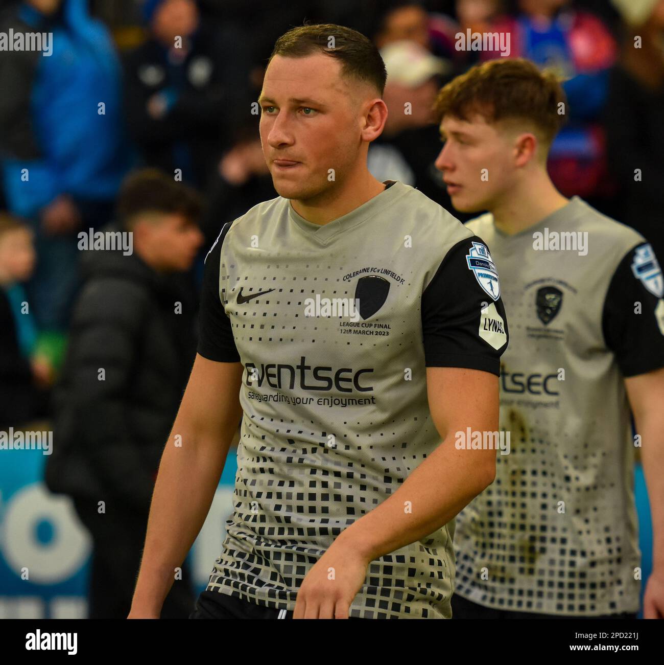 Linfield v coleraine Banque de photographies et d’images à haute ...