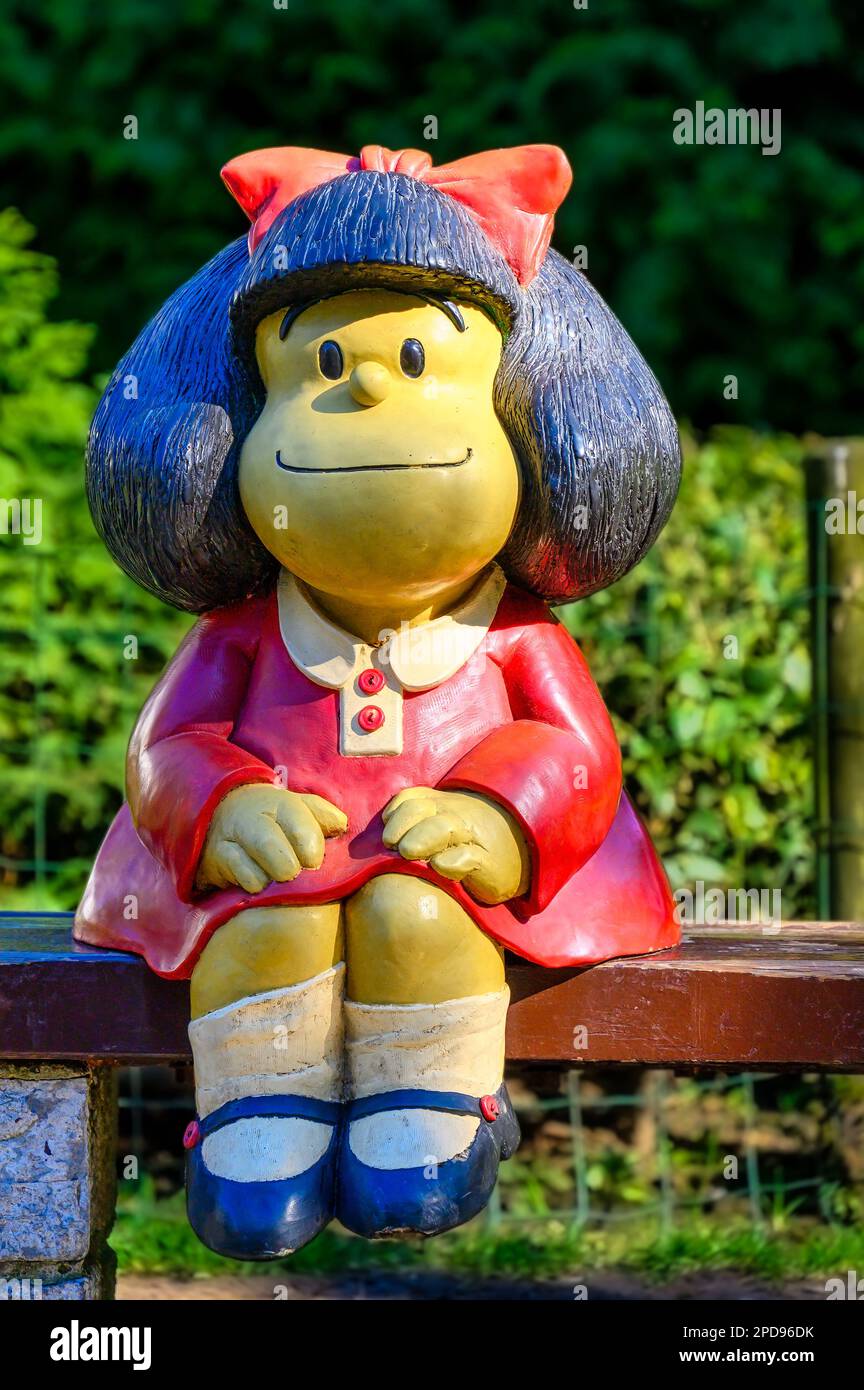 Mafalda sculpture statue Banque de photographies et d’images à haute ...