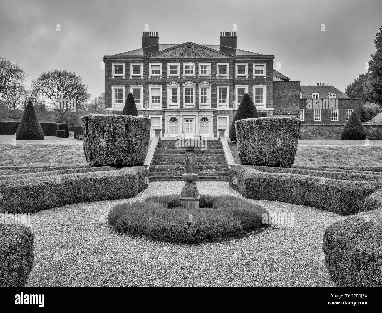 Goodnestone manoir en noir et blanc Banque de photographies et d’images ...