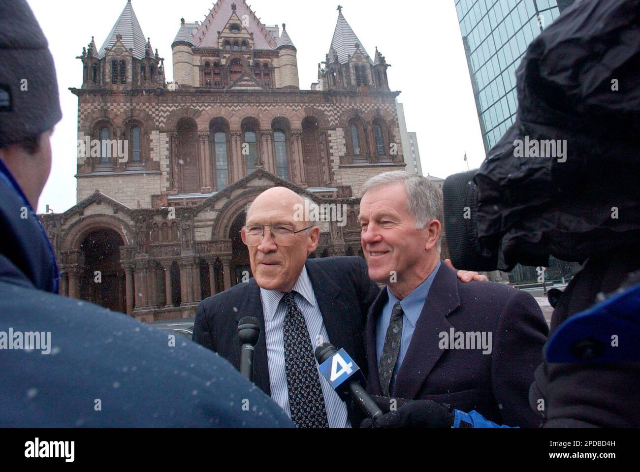 Alan Simpson, former senator from Wyoming, center left, and Tony Kubek ...