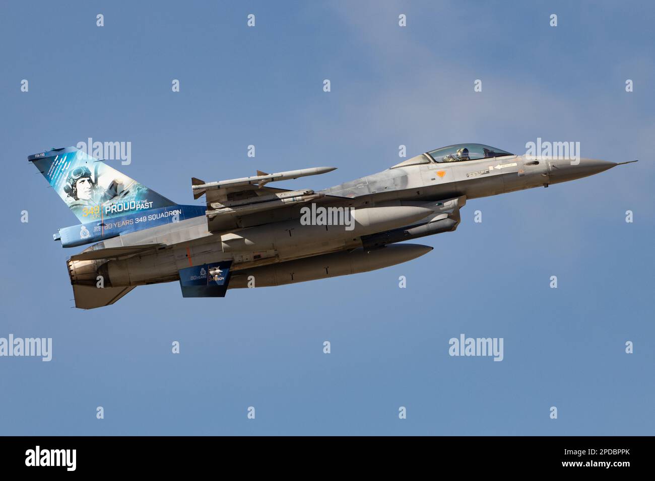 Le F-16 anniversaire du 80th e Escadron de la Force aérienne belge F ...