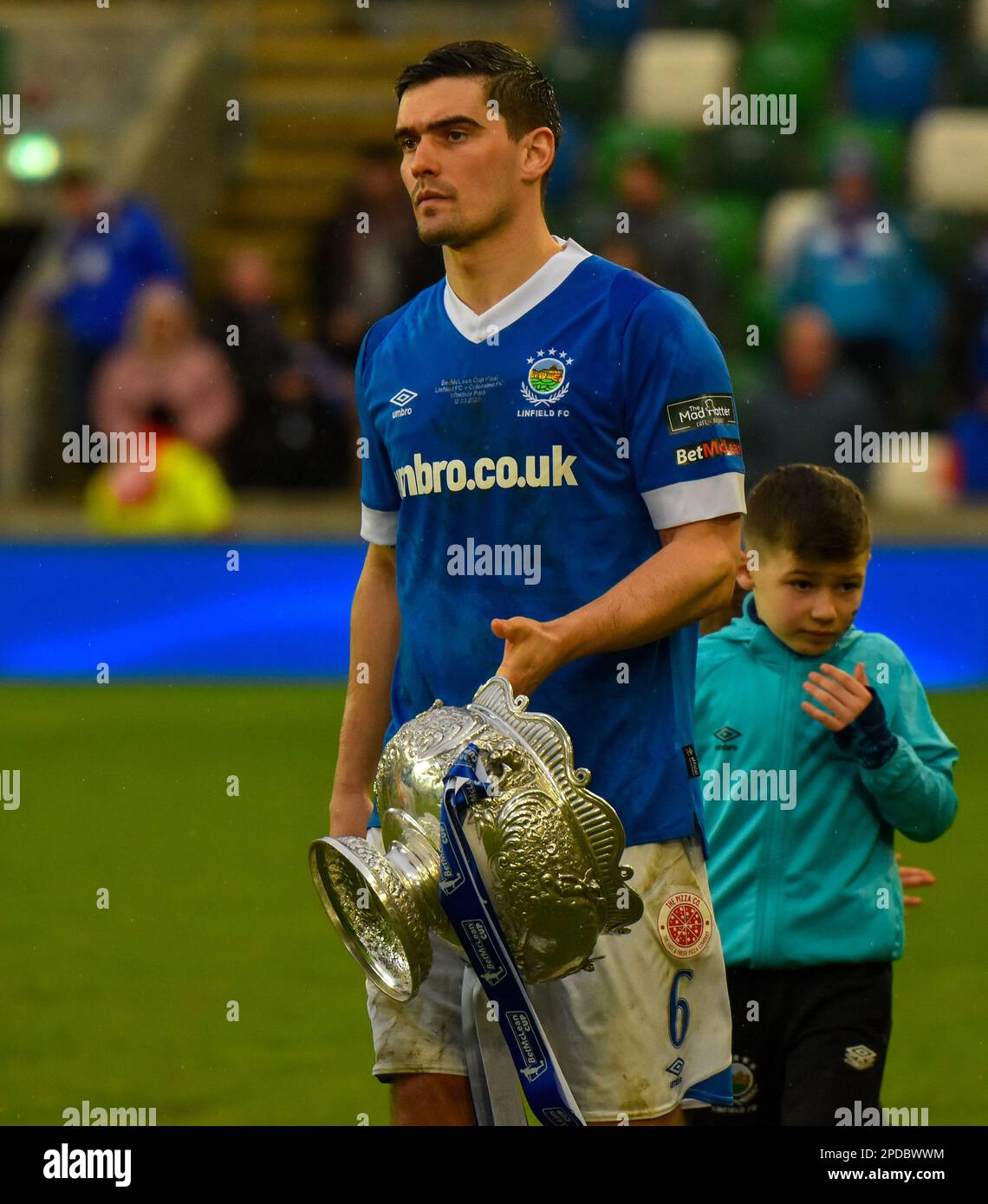 Jimmy callacher linfield Banque de photographies et d’images à haute ...