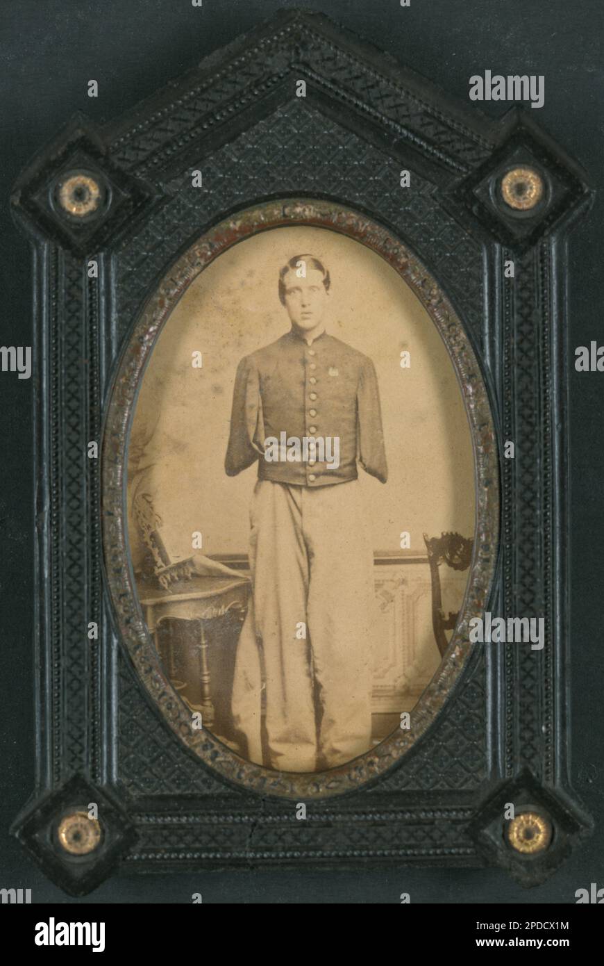 Sergent Alfred A. Stratton de Co. G, 147th New York Infantry Regiment ...