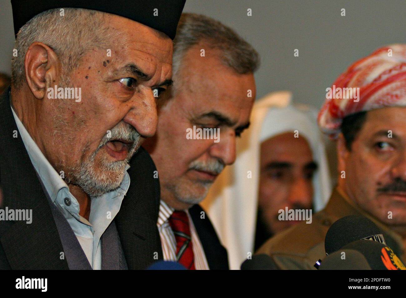 Adnan al-Dulaimi, head of the joint Iraqi Accordance Front group, left ...