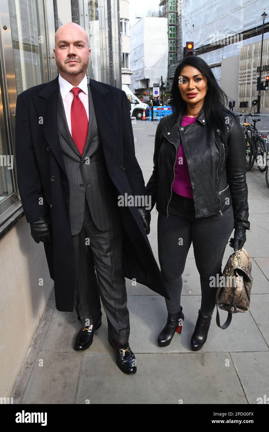 Jonathan sothcott et jeanine sothcott au mayfair times Banque de ...