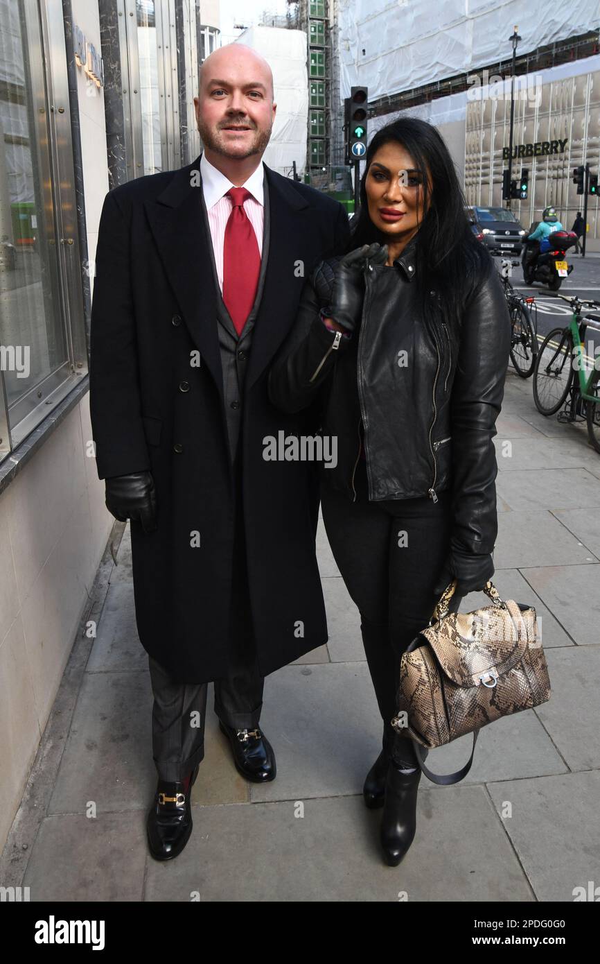 Jonathan sothcott et jeanine sothcott au mayfair times Banque de ...