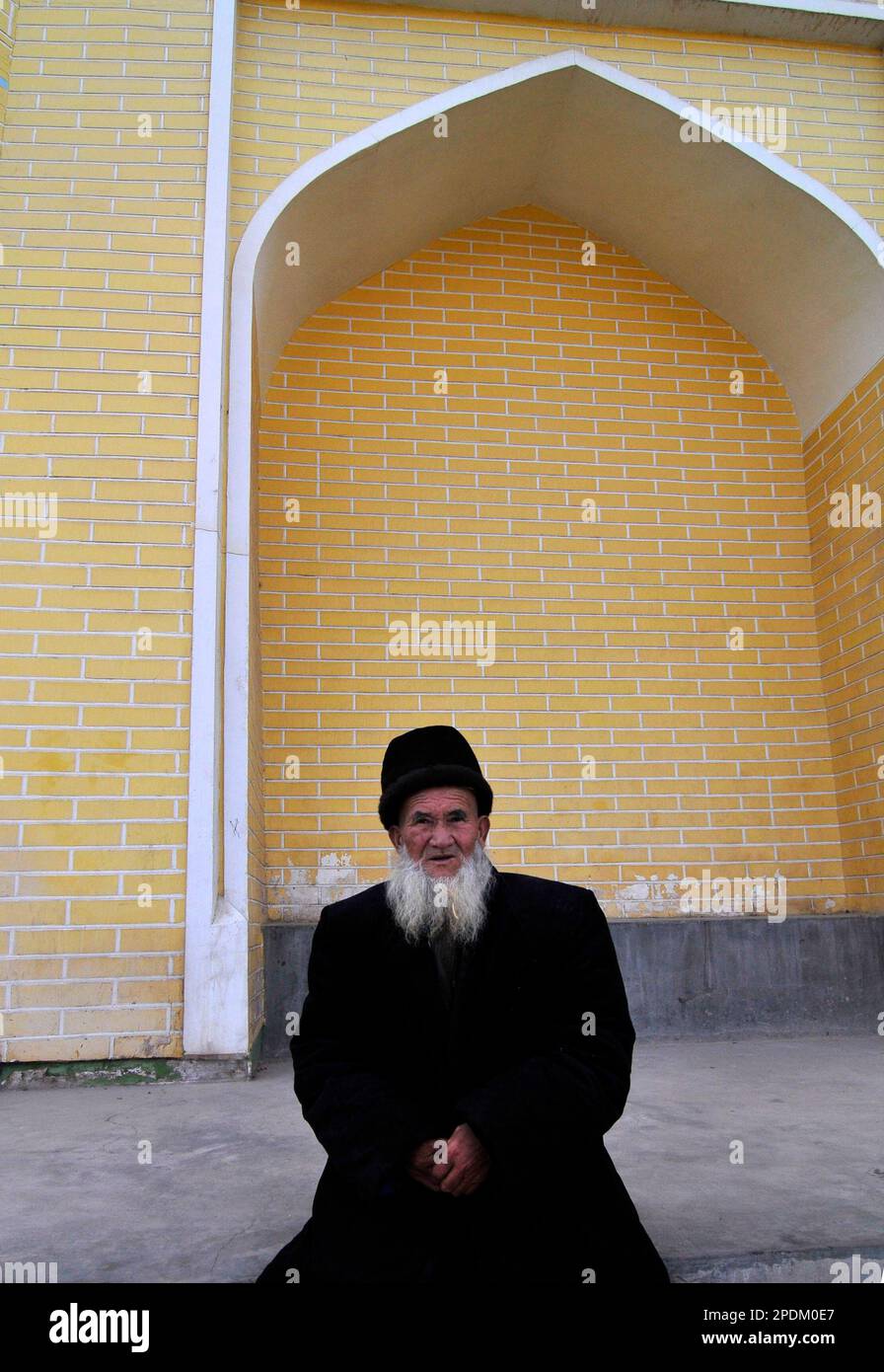 Uyghur man Banque de photographies et d’images à haute résolution - Alamy