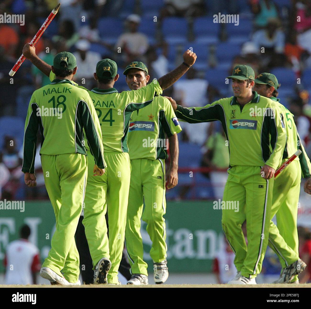 Pakistan cricket players, from left, Shoaib Malik, Rana Naved, Abdul ...