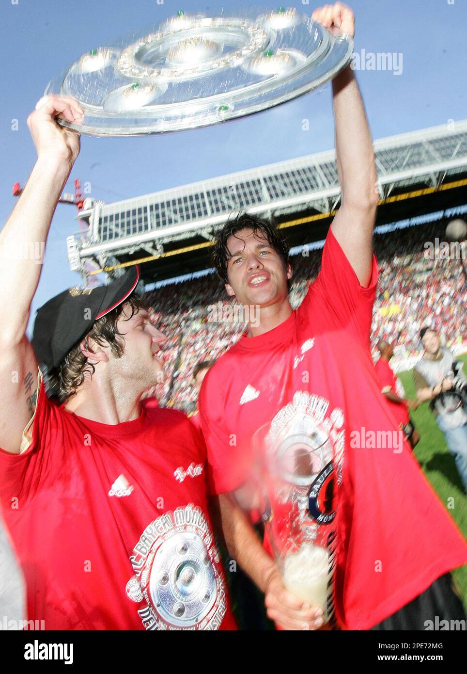 Bayern Munich's Michael Ballack, right, and Willy Sagnol from France ...