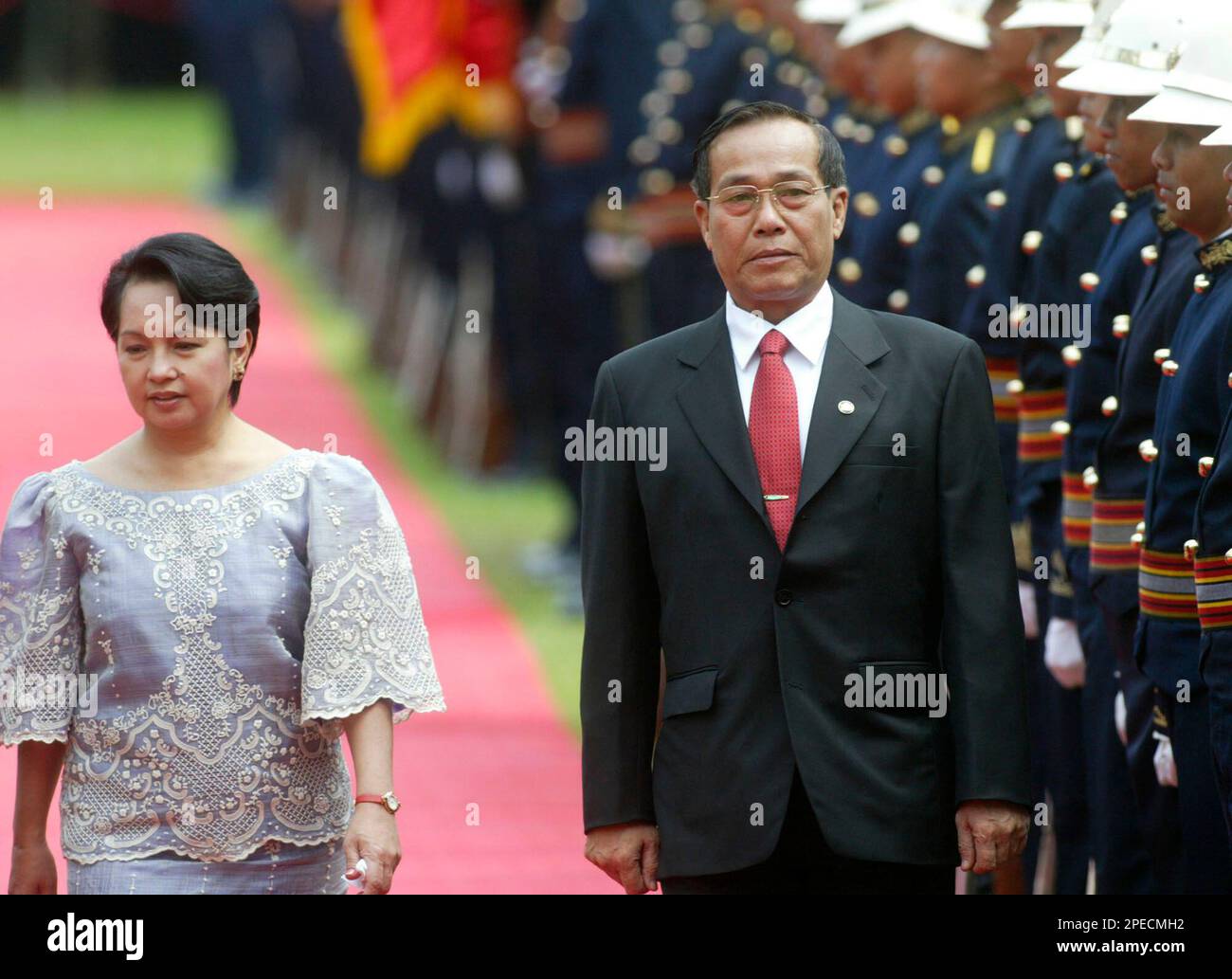 Visiting Prime Minister Lt. Gen. Soe Win of Myanmar, right, accompanied ...