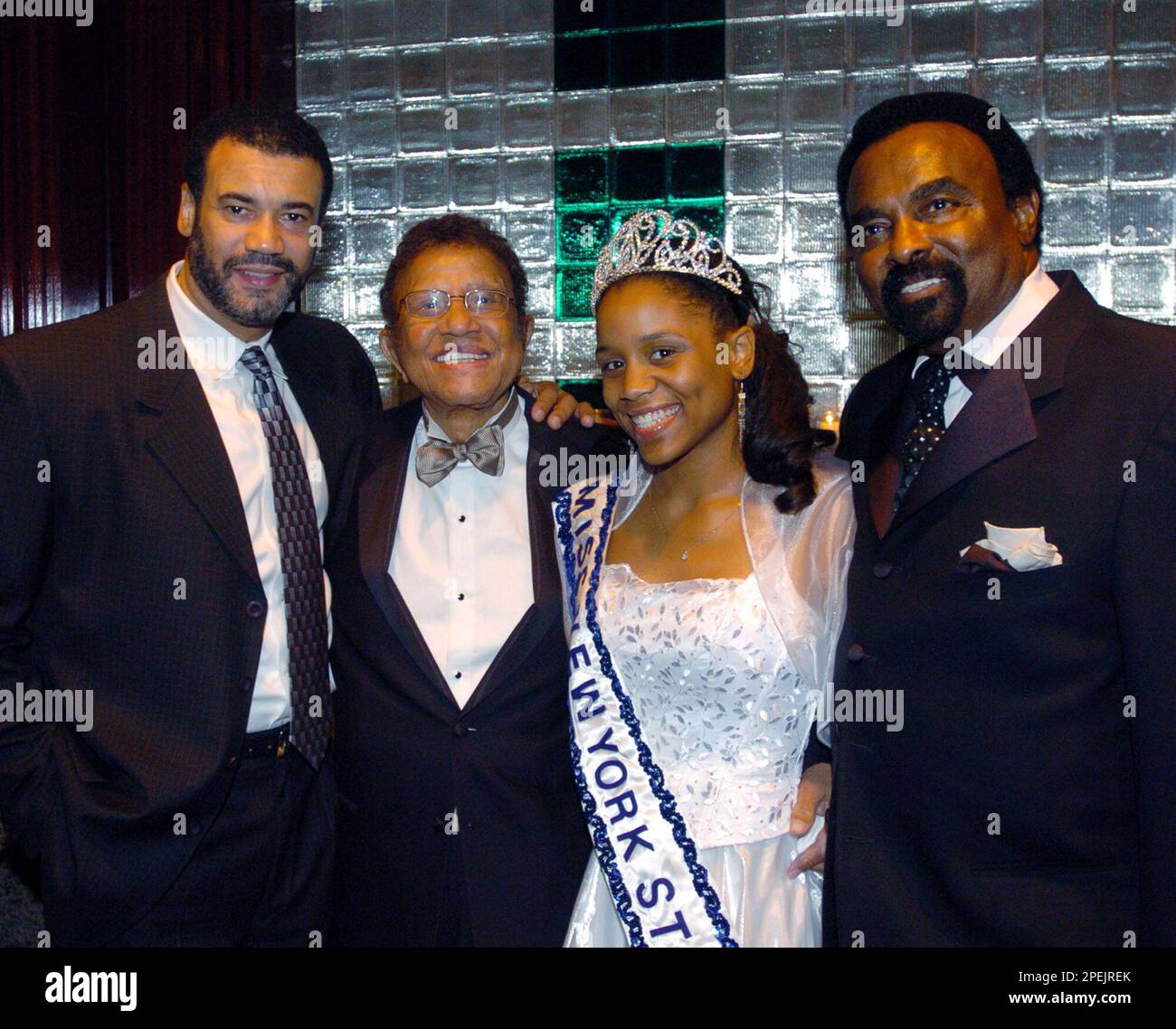 "Doctor" Bob Lee of WBLS radio, from left, Hal Jackson, Miss New York ...
