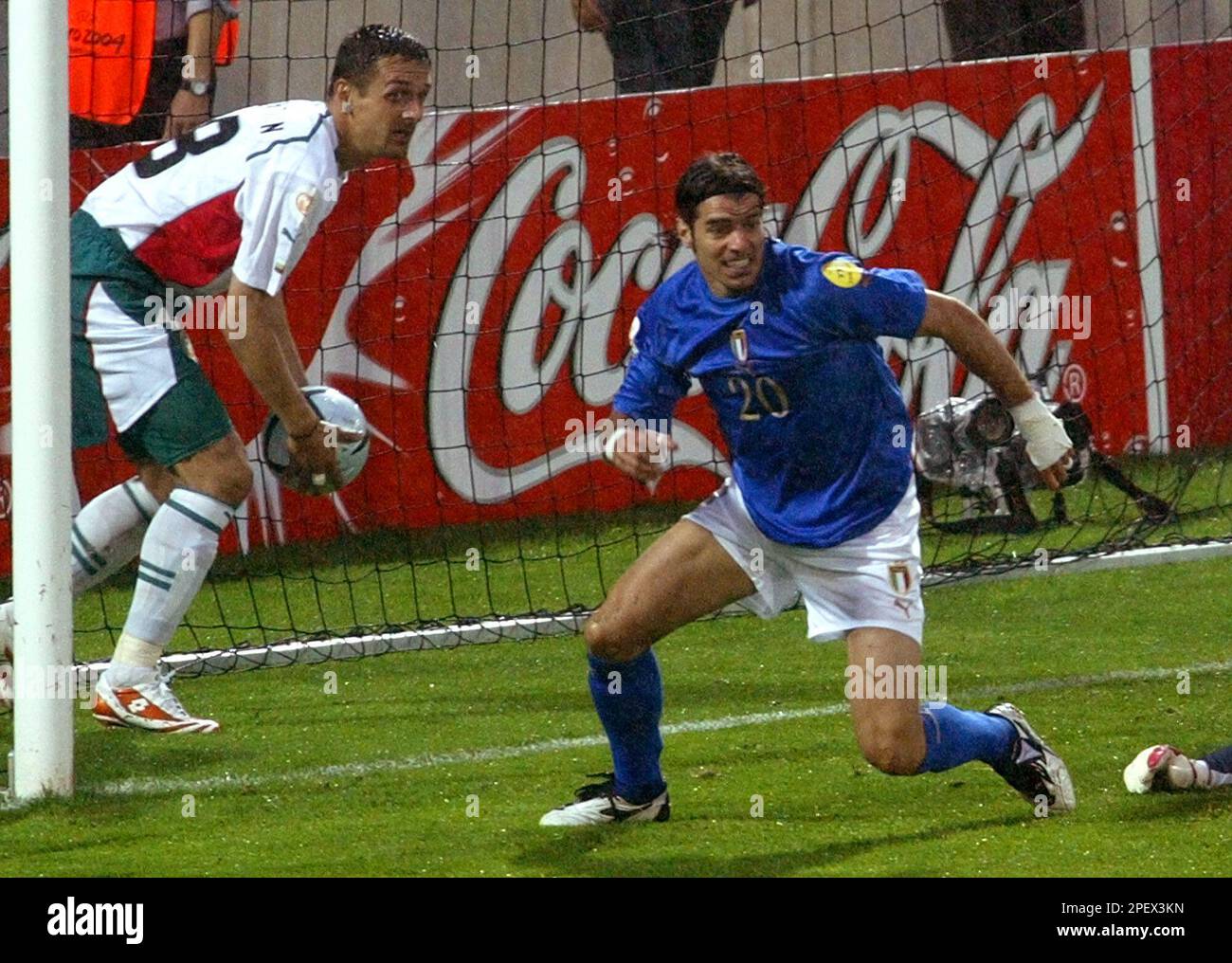 Simone Perrotta of Italy (20) celebrates after he scored the equalizing ...