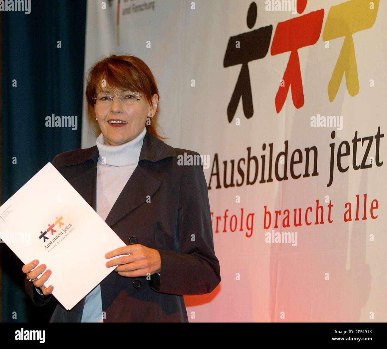 Die Bundesministerin fuer Bildung und Forschung, Edelgard Bulmahn ...