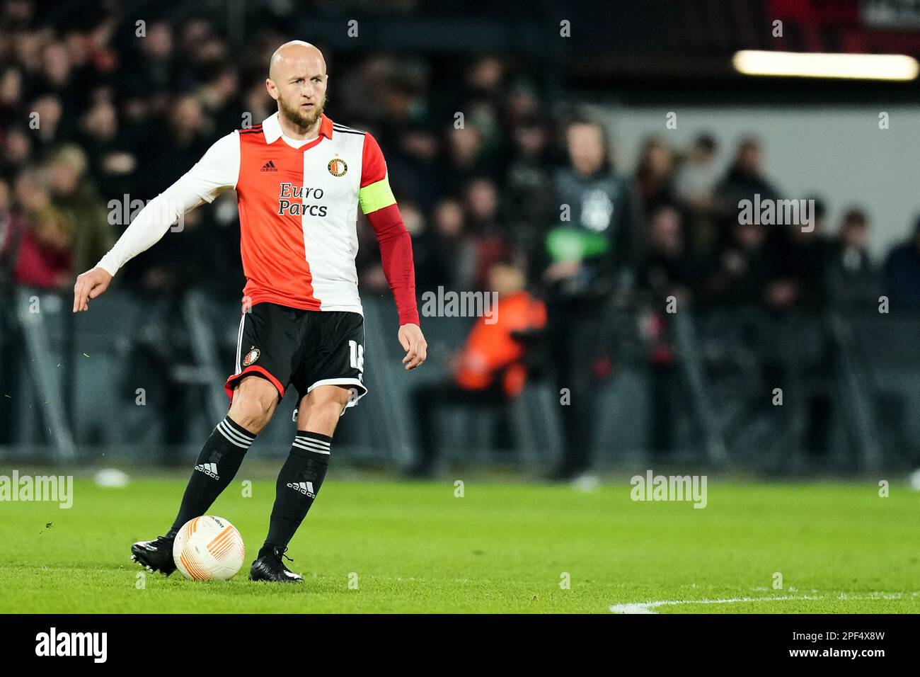Rotterdam - Gernot Trauner de Feyenoord pendant le match entre ...