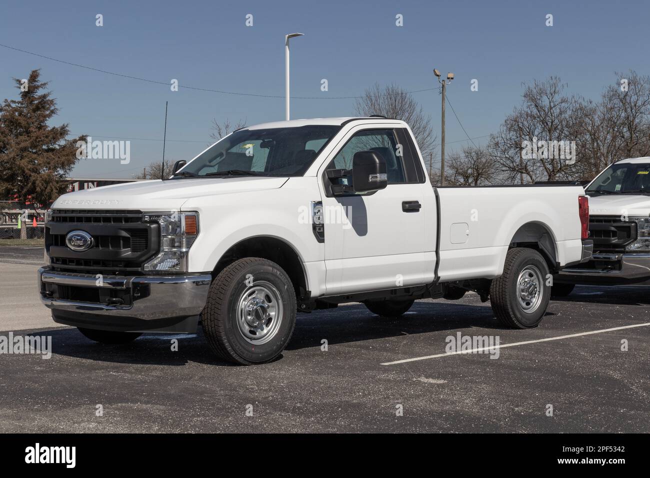 Indianapolis - Circa Mars 2023: Ford F-350 exposition dans un ...