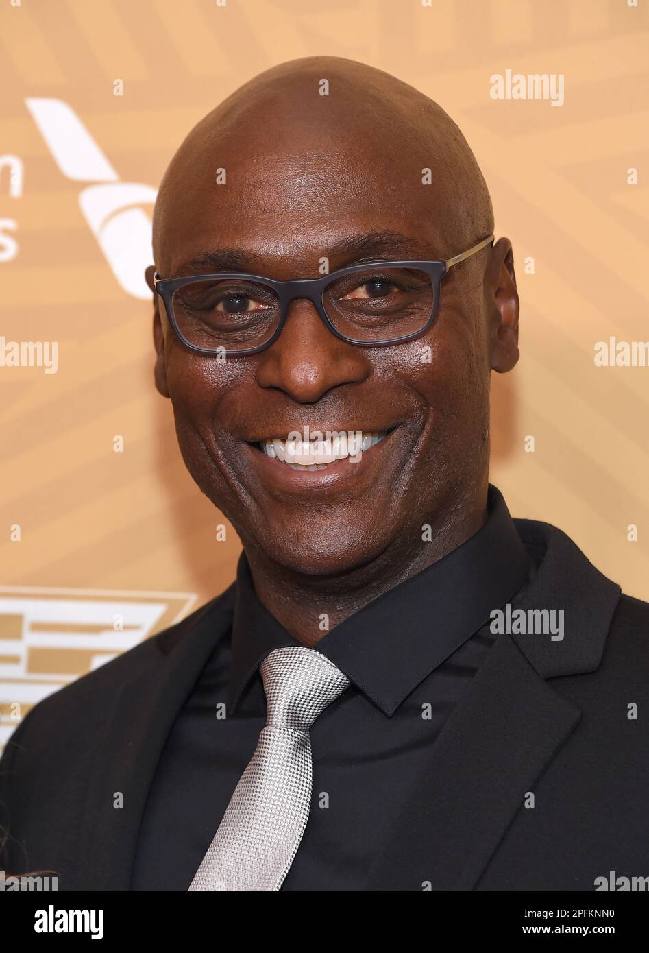 Acteur Lance Reddick Plus Connu Pour Ses Rôles Sur Le Fil Et La