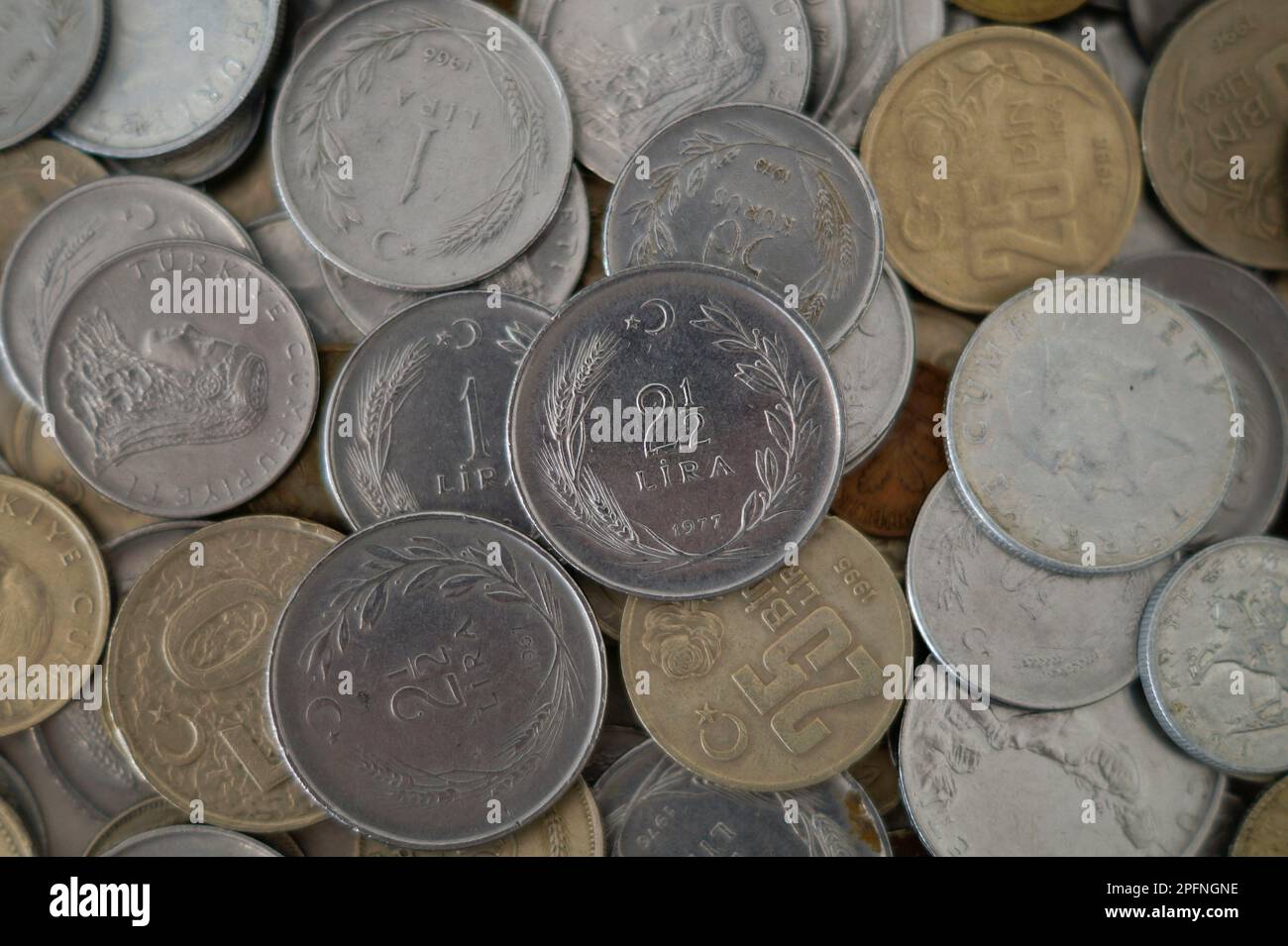 Pièces de monnaie turques Banque de photographies et d’images à haute ...