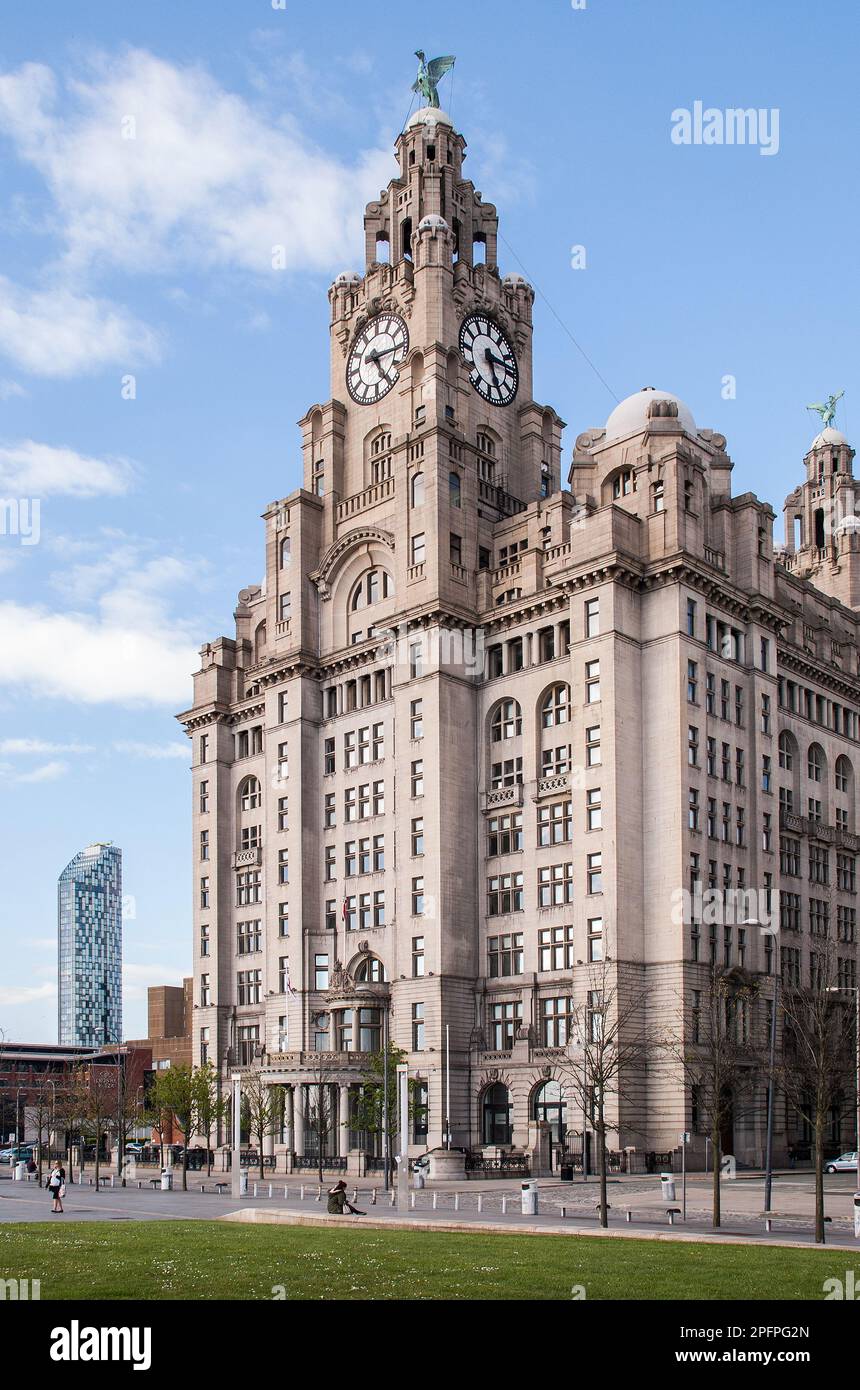 The royal liver building grade i listed building liverpool Banque de ...