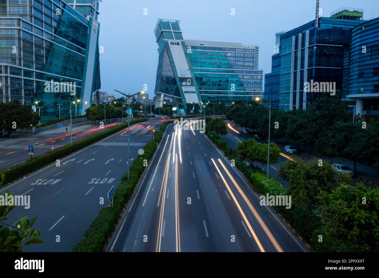 Cyberhub dlf Banque de photographies et d’images à haute résolution - Alamy