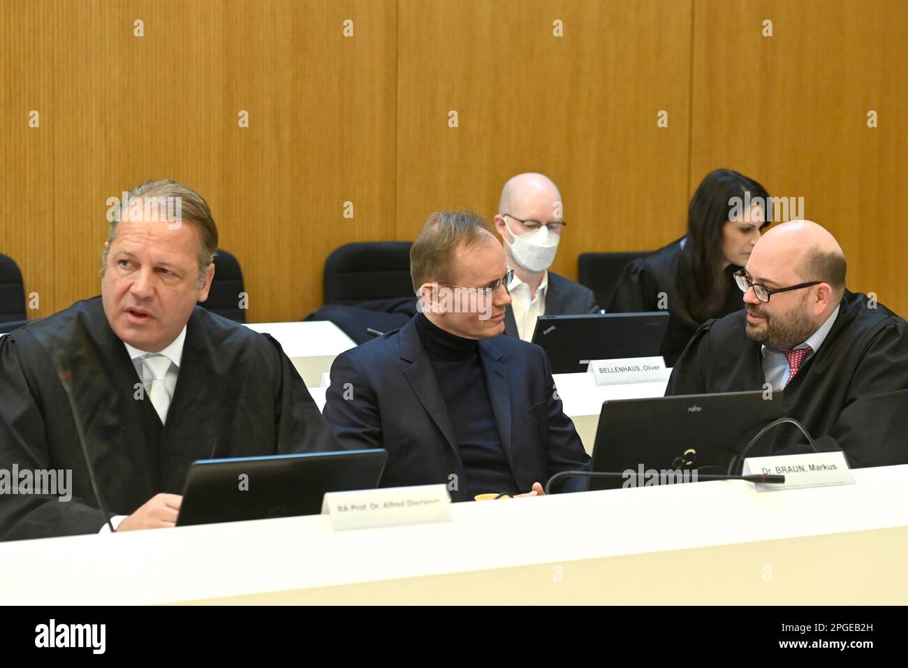 dr Markus BRAUN (défendeur et ancien président de wirecard). Avec son ...