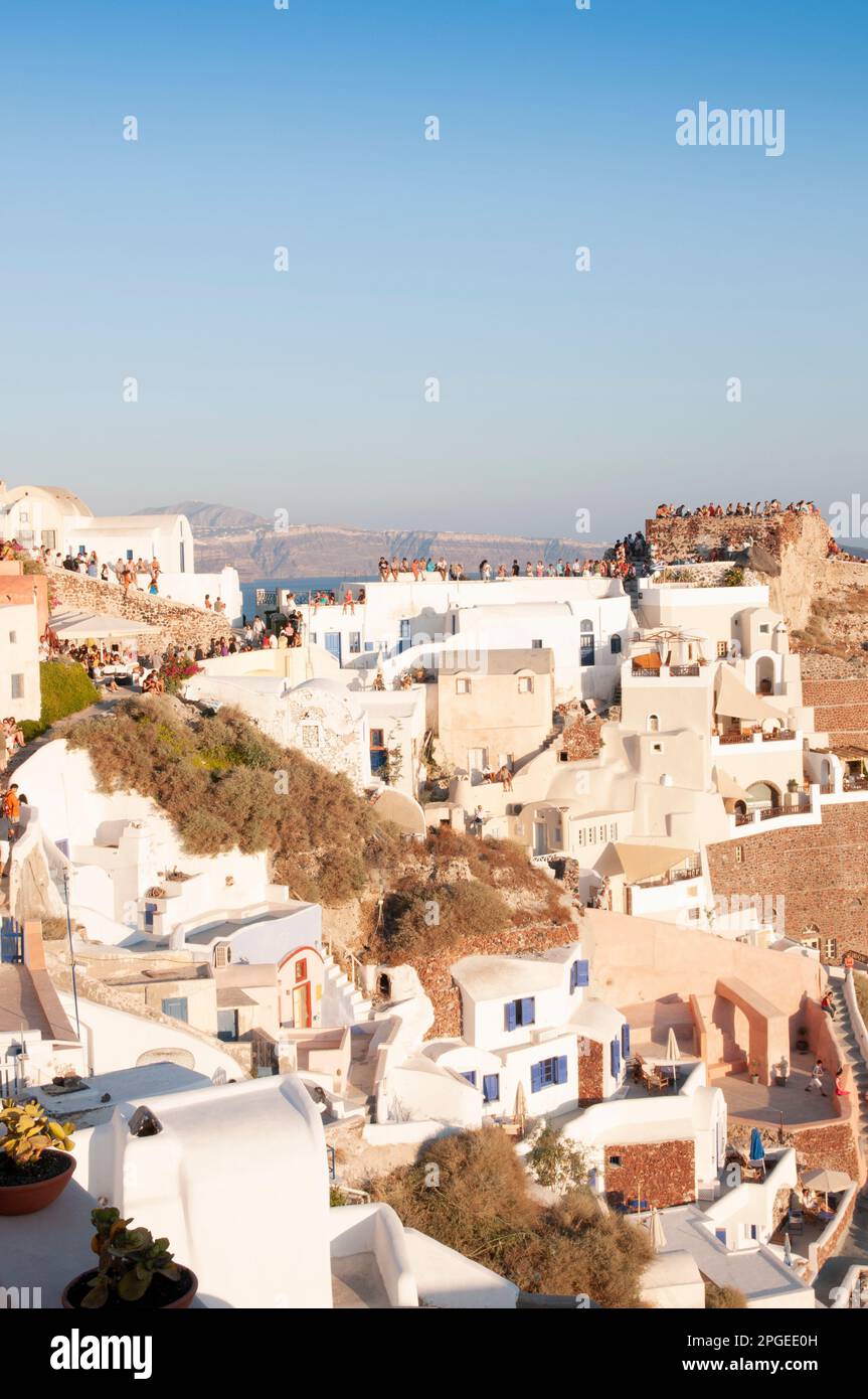 Vous pourrez admirer un magnifique coucher de soleil sur la mer Égée ...