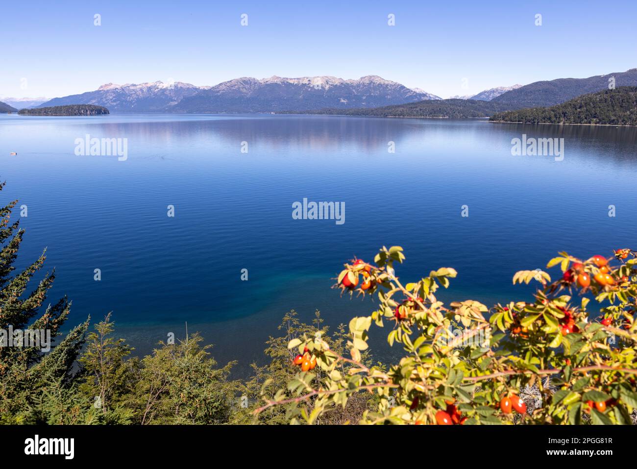 La route célèbre et idyllique des sept lacs de San Martin de los Andes ...