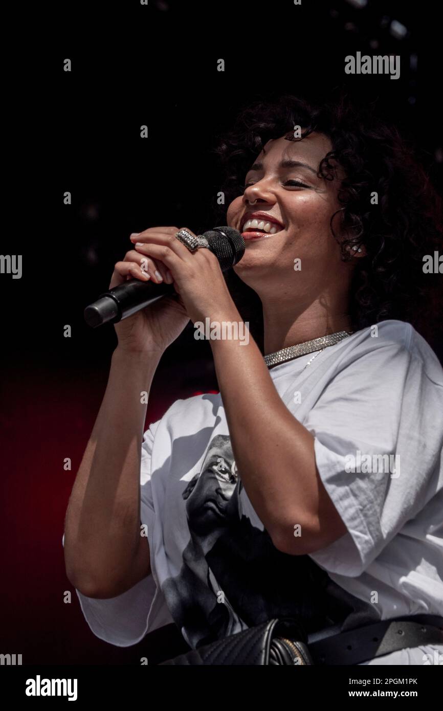 Andrade mayra Banque de photographies et d’images à haute résolution ...