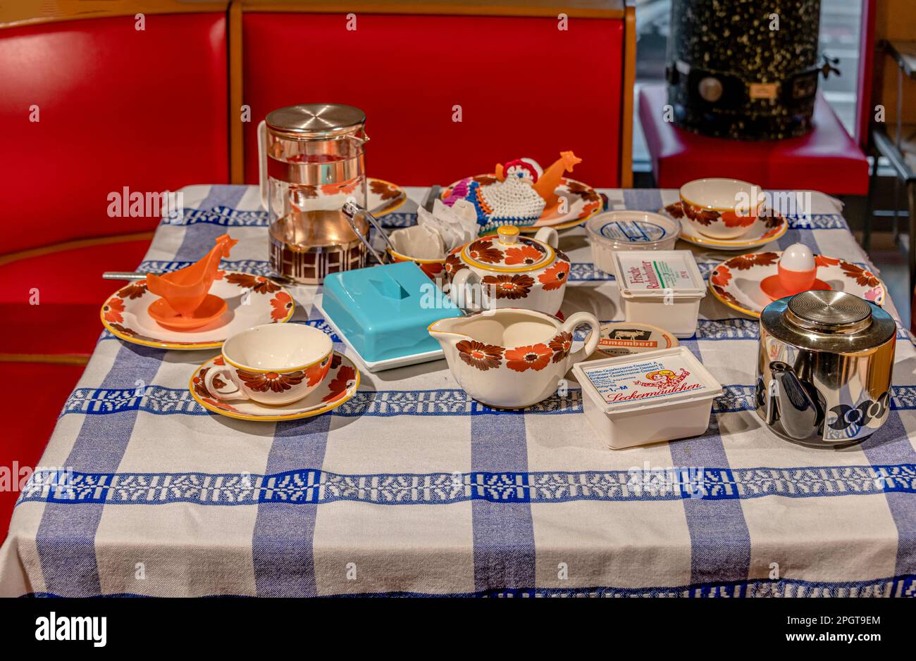 Meubles de cuisine des années 1970 Banque de photographies et d’images ...