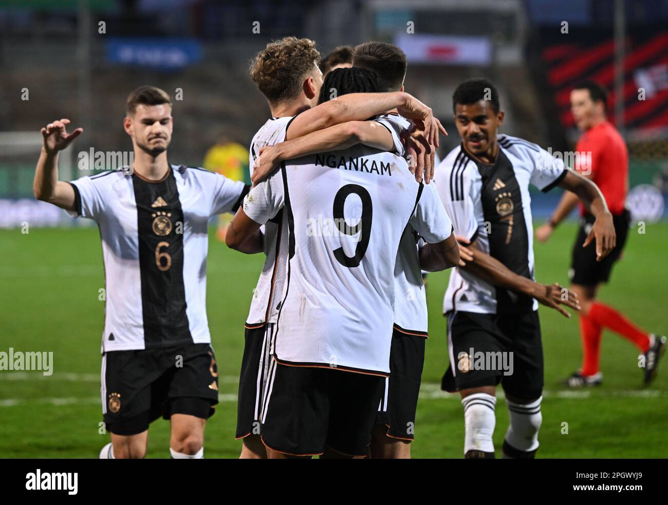 Jessic ngankam Banque de photographies et d’images à haute résolution - Alamy