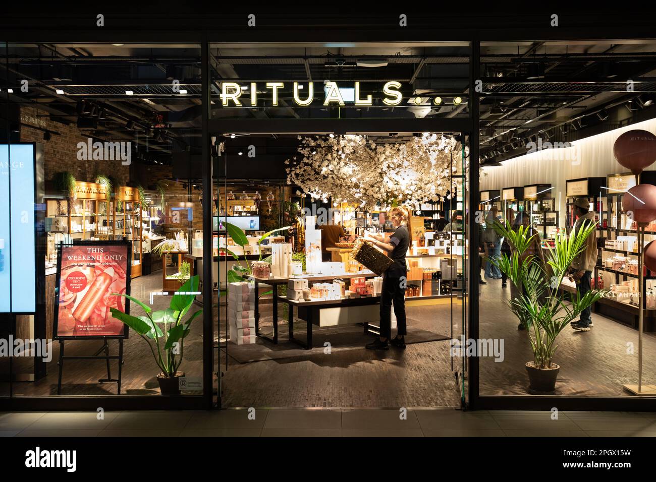 Magasin de rituels Banque de photographies et d’images à haute ...