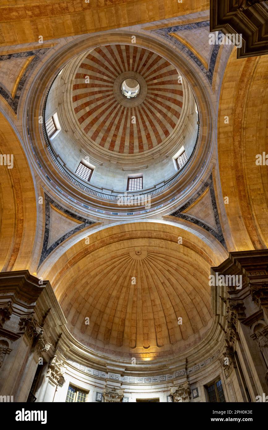 Saint engracia Banque de photographies et d’images à haute résolution ...