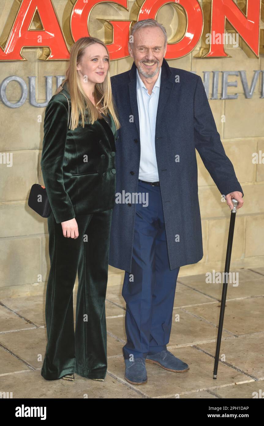 Emily head Banque de photographies et d’images à haute résolution - Alamy