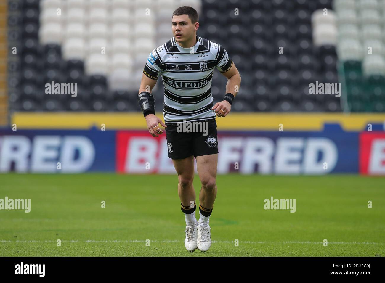 Jake Clifford #7 de Hull FC pendant le match de la Super League Round 6 ...