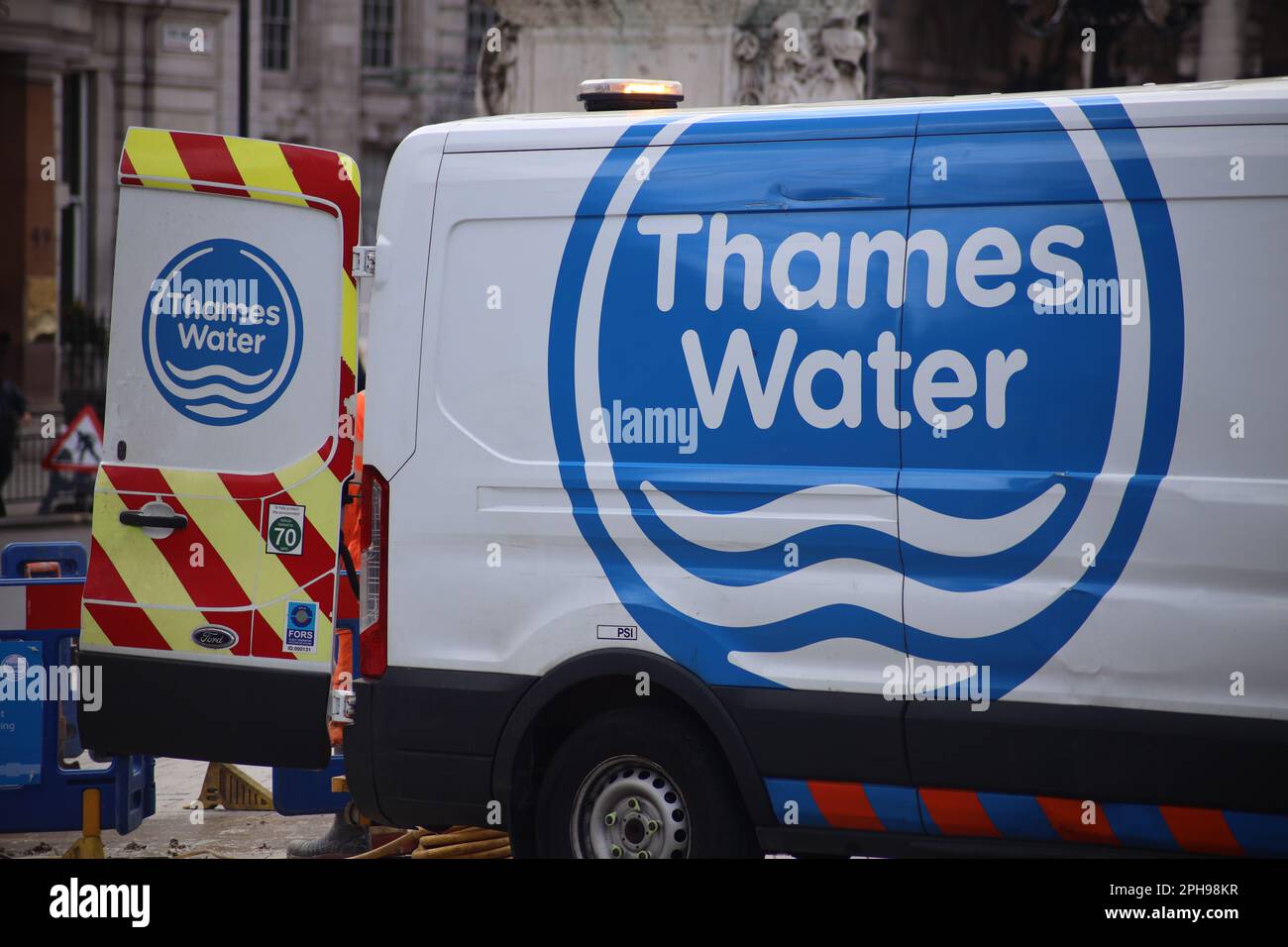 Thames water logo Banque de photographies et d’images à haute ...