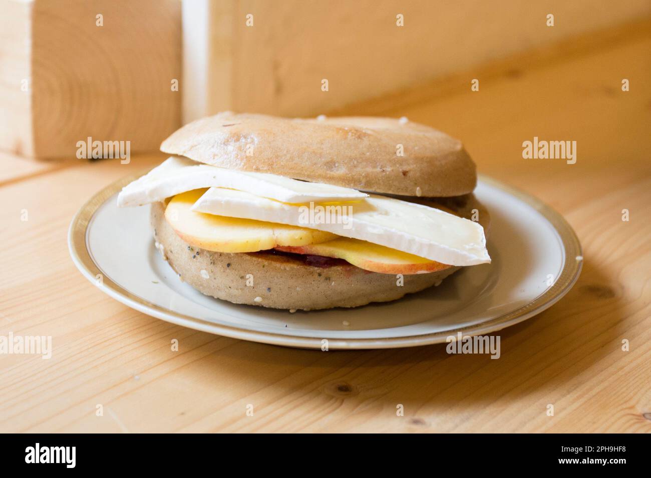 Sandwich aux pommes Banque de photographies et d’images à haute ...