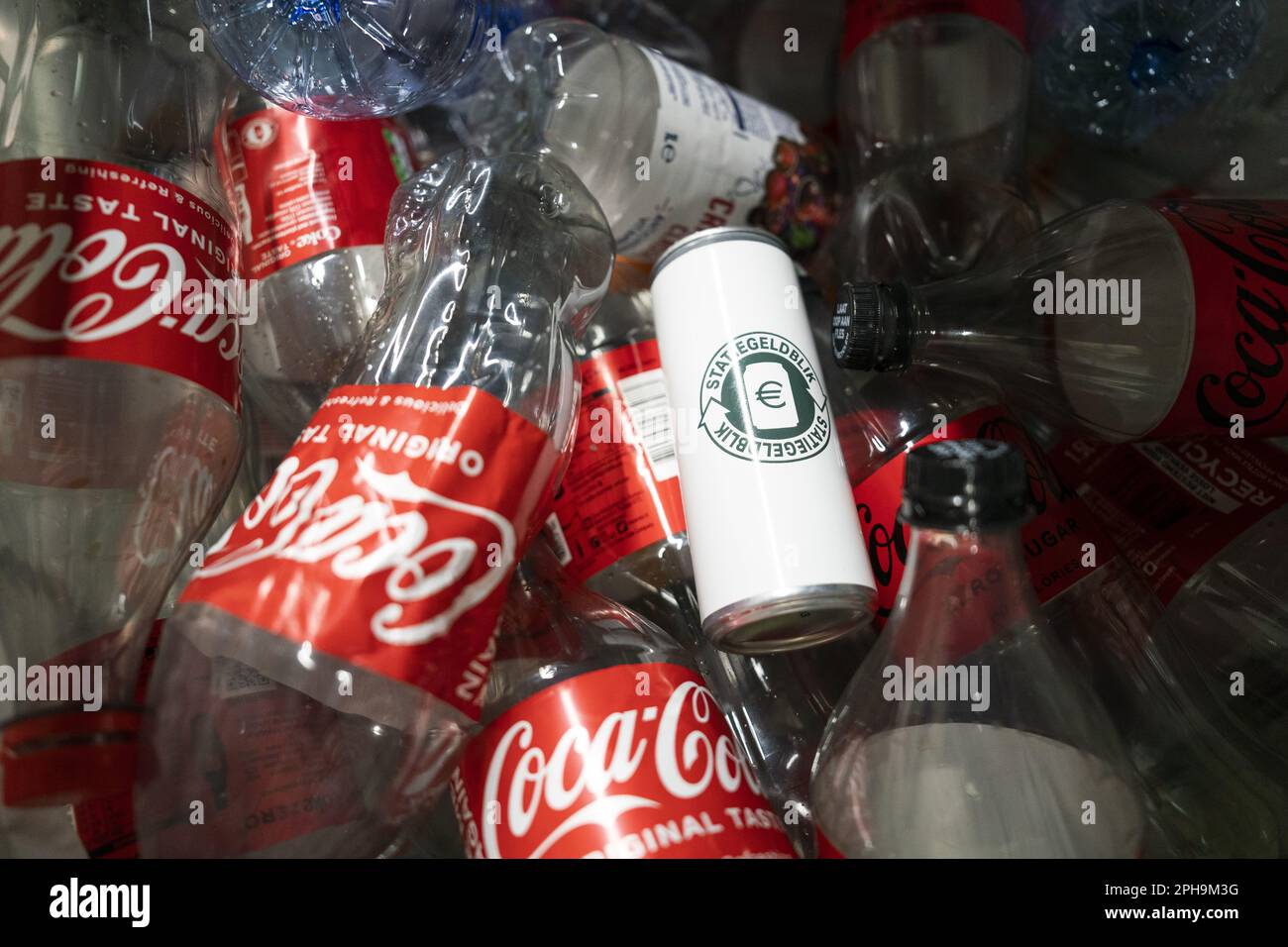 Logo blik Banque de photographies et d’images à haute résolution - Alamy