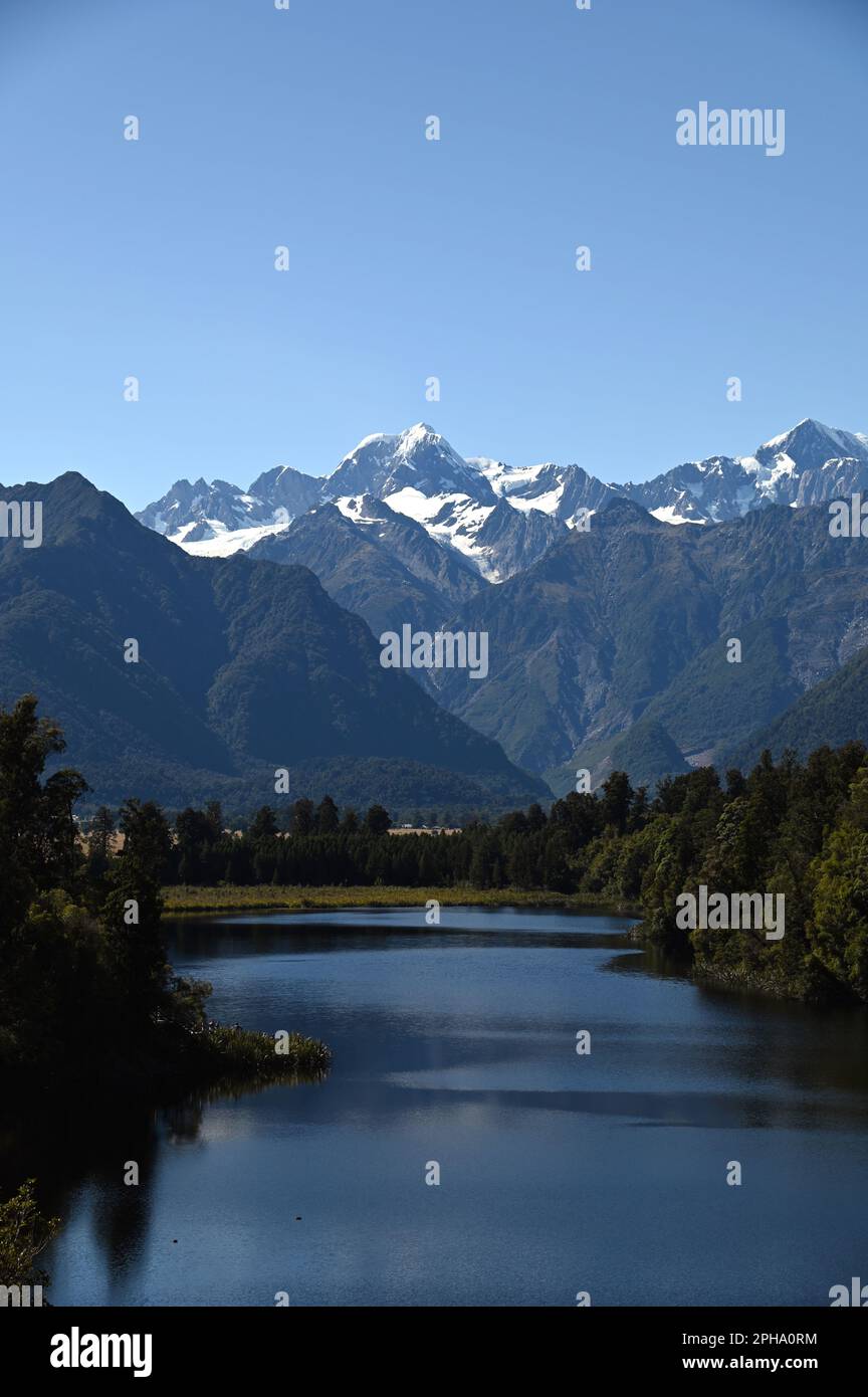 Lac matheson aotearoa Banque de photographies et d’images à haute ...