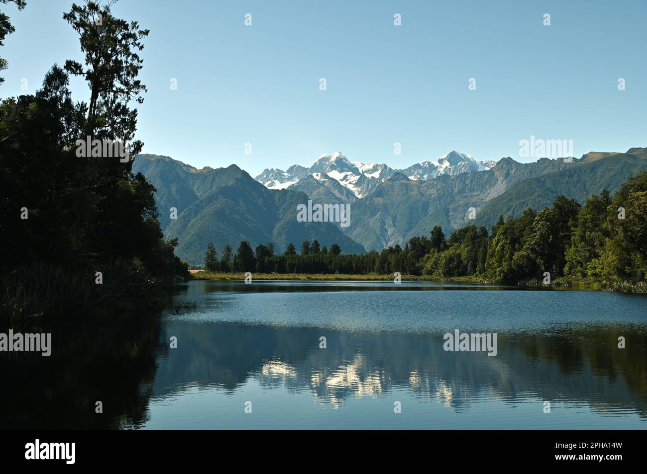 Lac matheson aotearoa Banque de photographies et d’images à haute ...